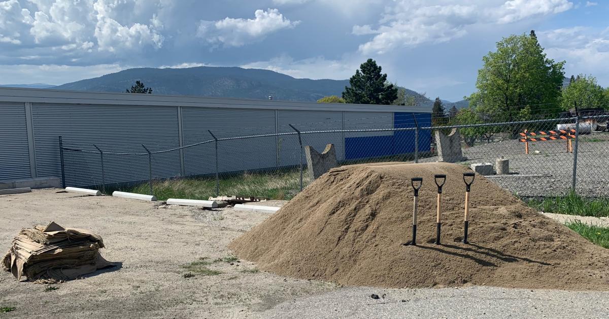 Sandbag fill site open | City of Penticton